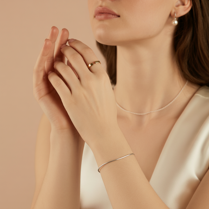 Collections – Avery & Cole